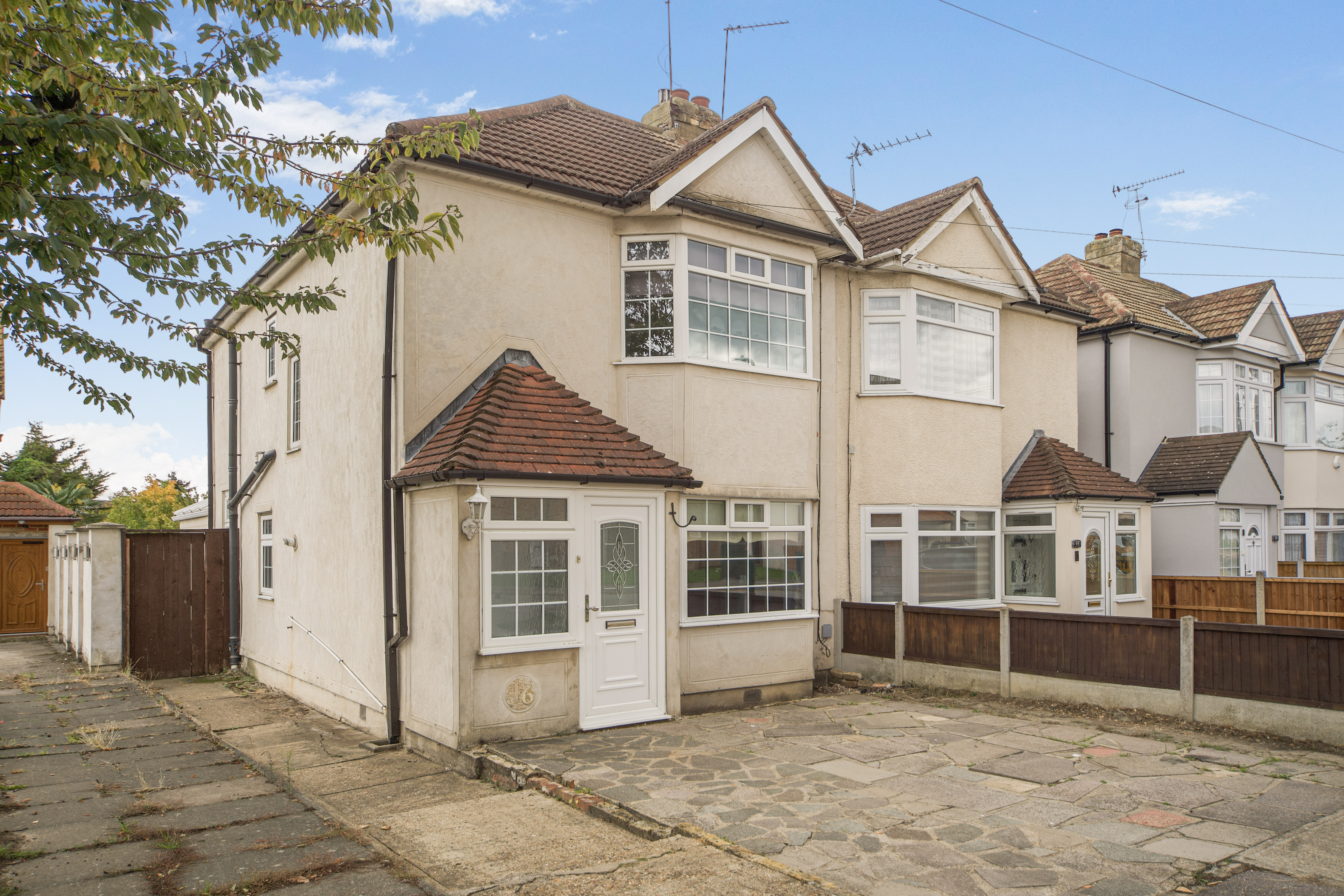 Romford Property For Sale | Purplebricks