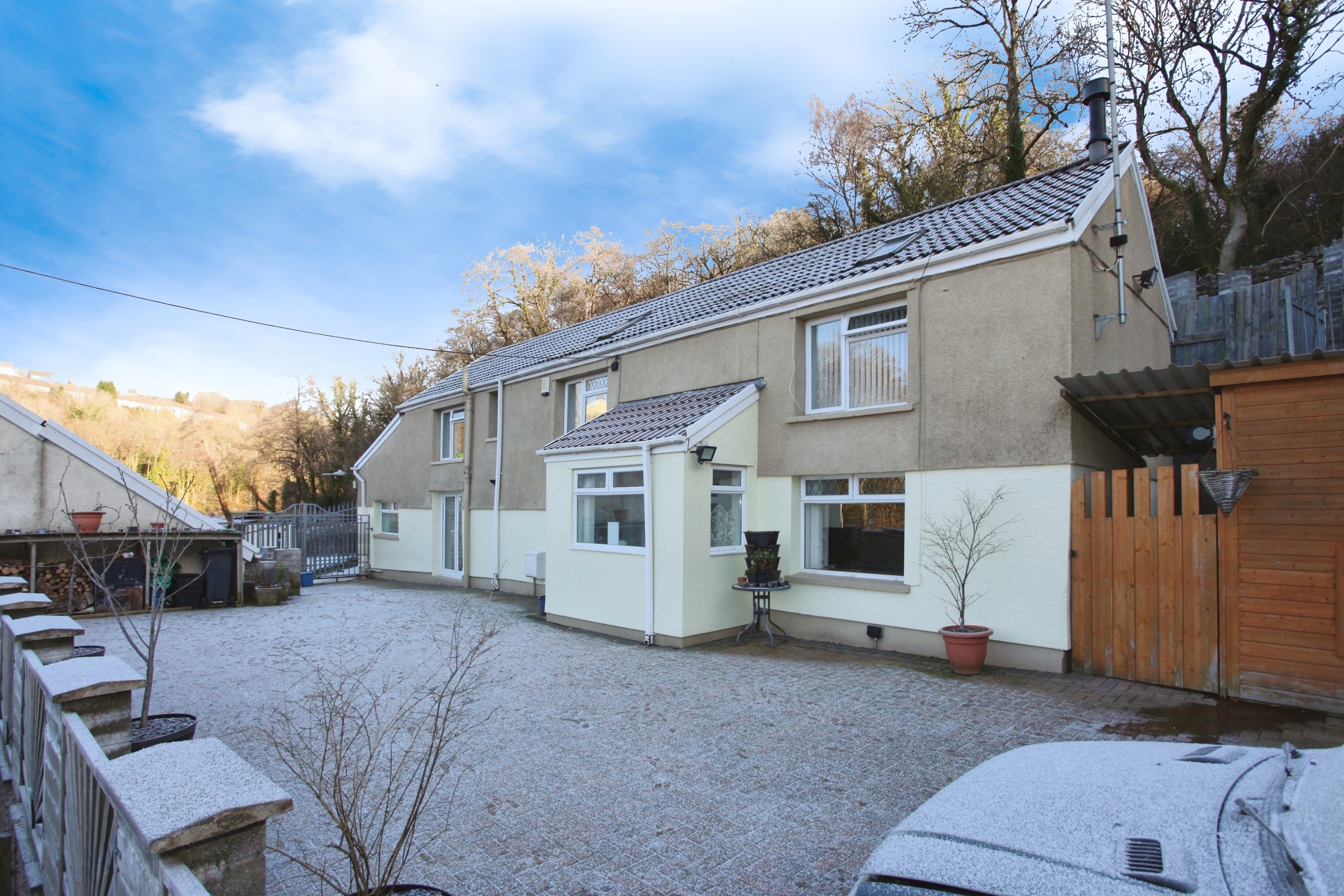 House Or Flat For Sale in Mount Pleasant | Purplebricks