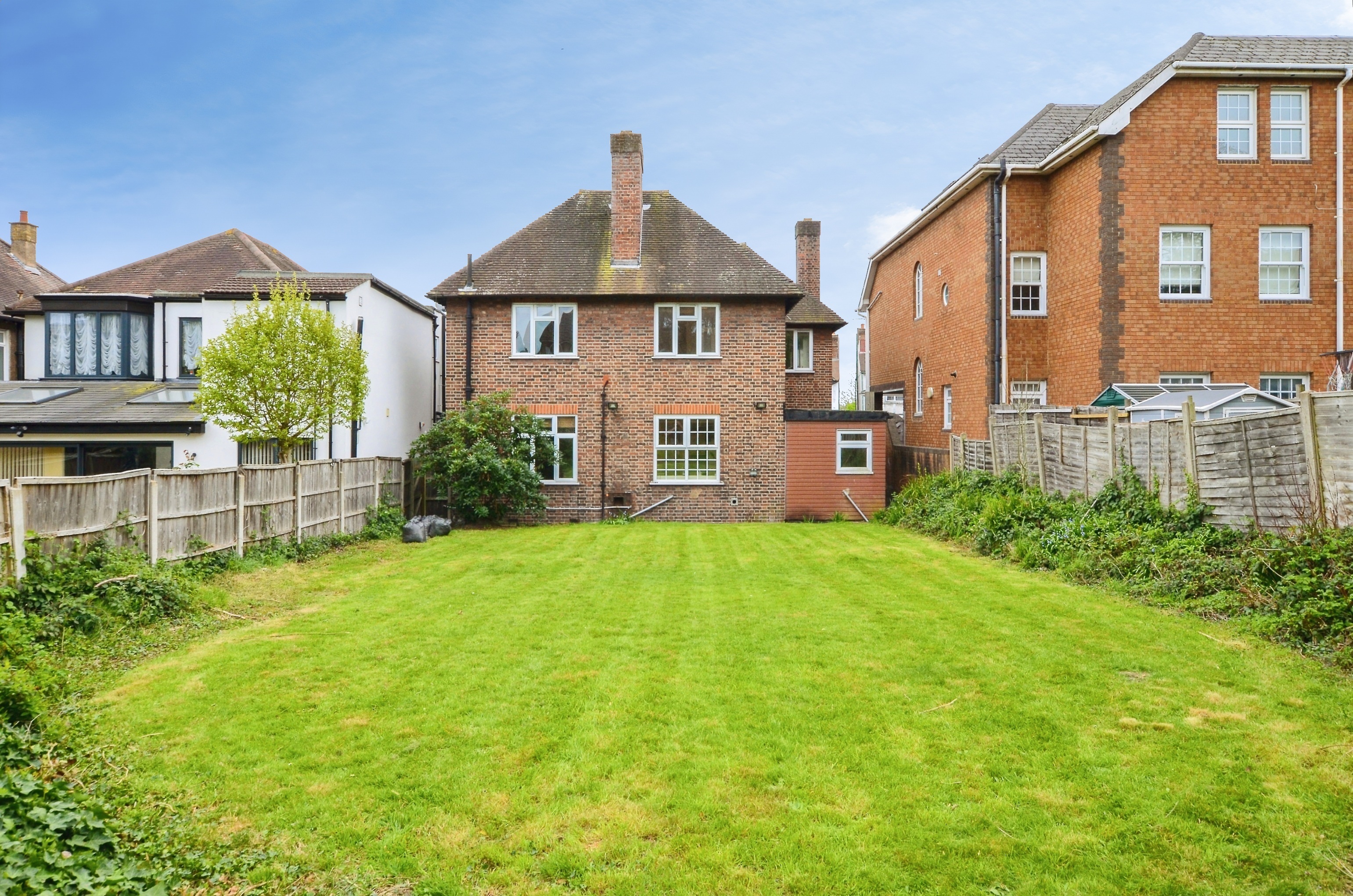 9 Houses & Flats For Sale in London | Purplebricks